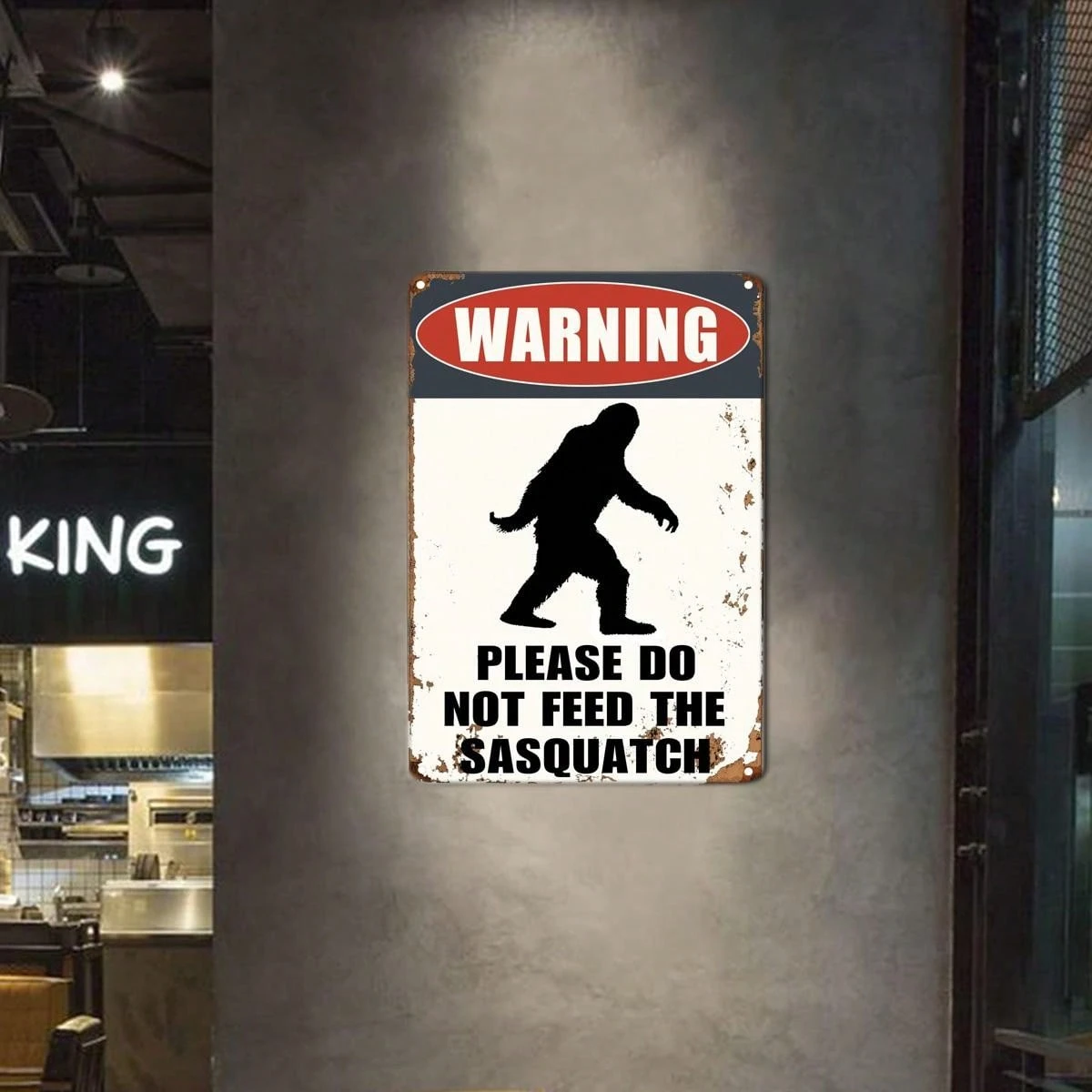 1pcs Vintage Wall Art Warning Please Do Not Feed The Sasquatch Tin Sign ...