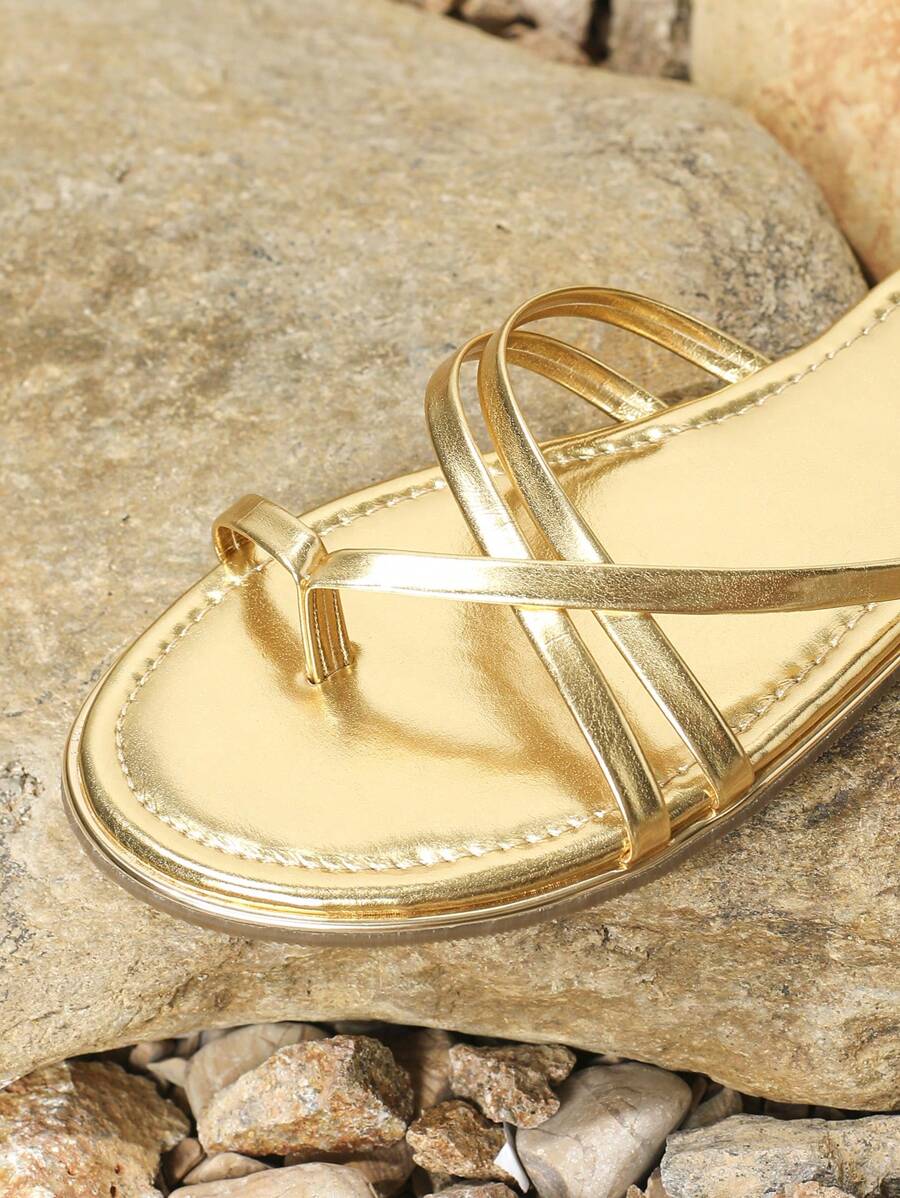 Women's Flat Sandals With Band Toe Ring, Holiday Roman Style Gold Shiny ...