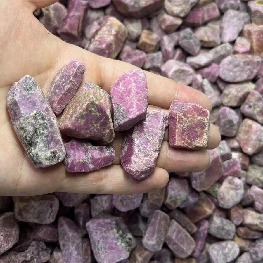 Natural Red Ruby Stone Raw Crystal Quartz Rough Loose Red Corundum ...