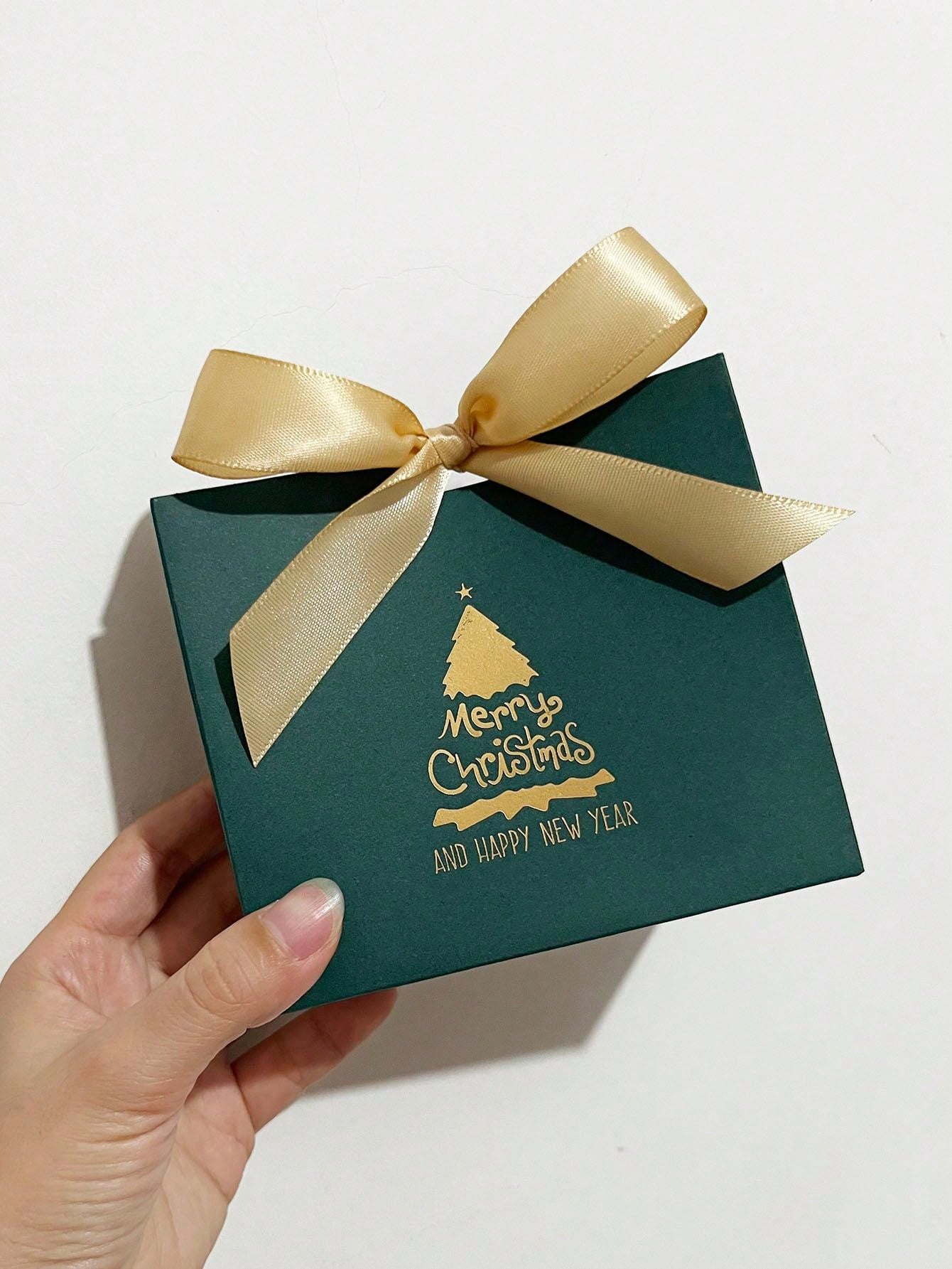10pcs Green Christmas Tree Style Gift Boxes and Bags with Gold Ribbon ...