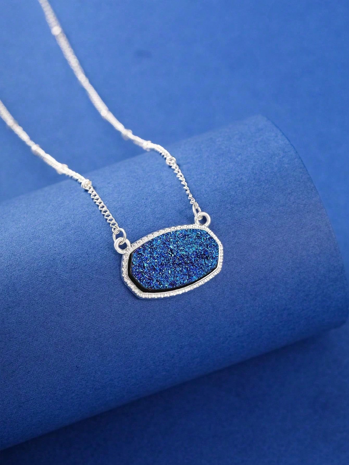 1pc Women's Elliptical Seashell Pendant Necklace For Date And Birthday ...