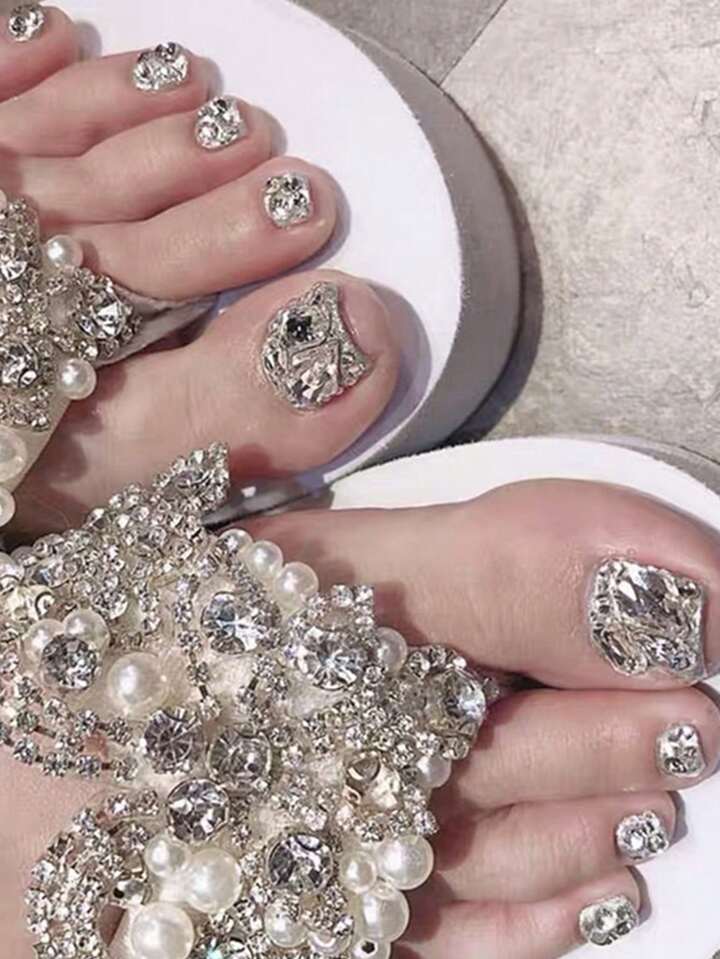 Diamond Toe Nails Art