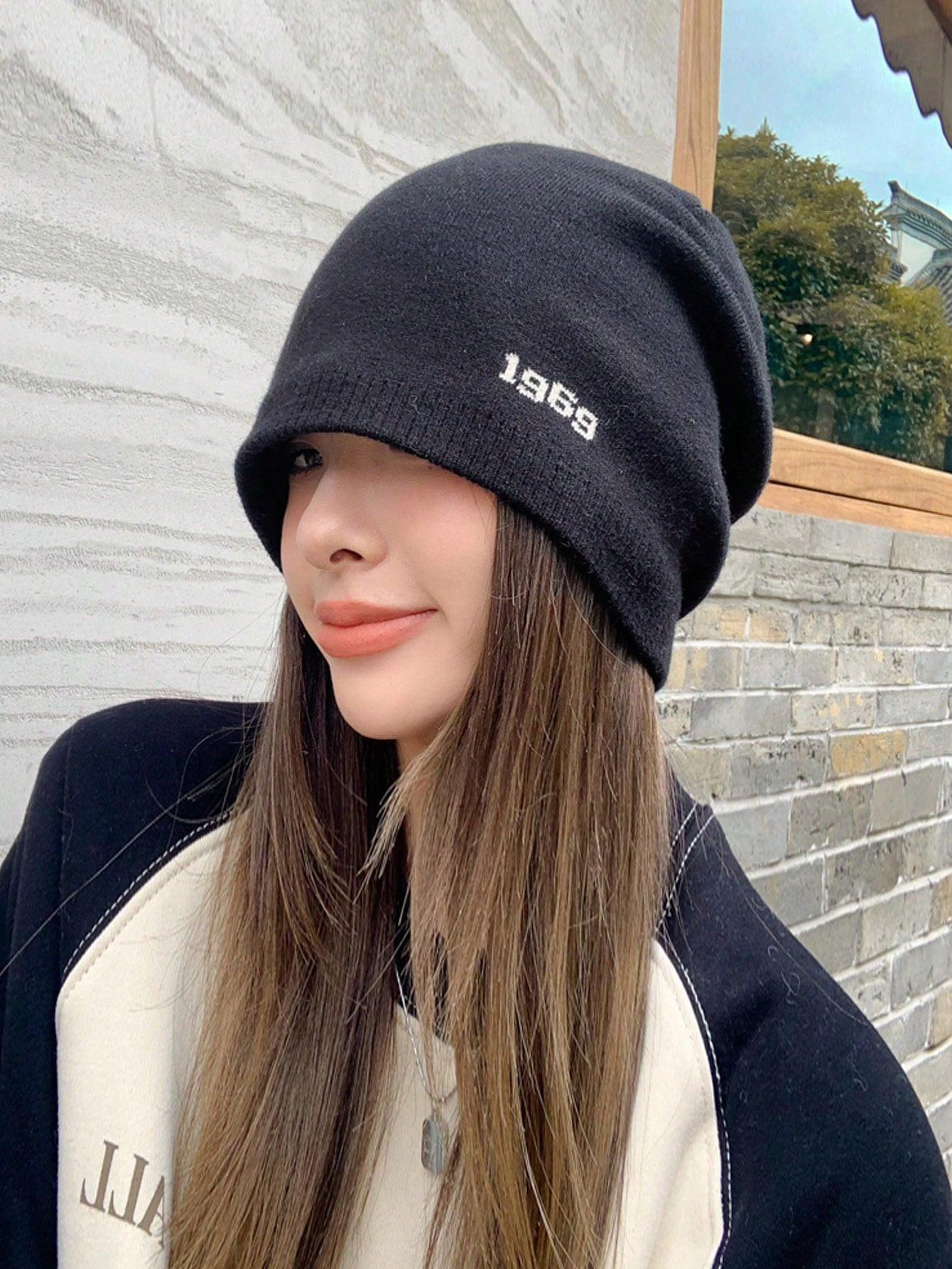 1pc Women's Black Solid Color Fall Beanie Winter Knit Cap With Letter ...