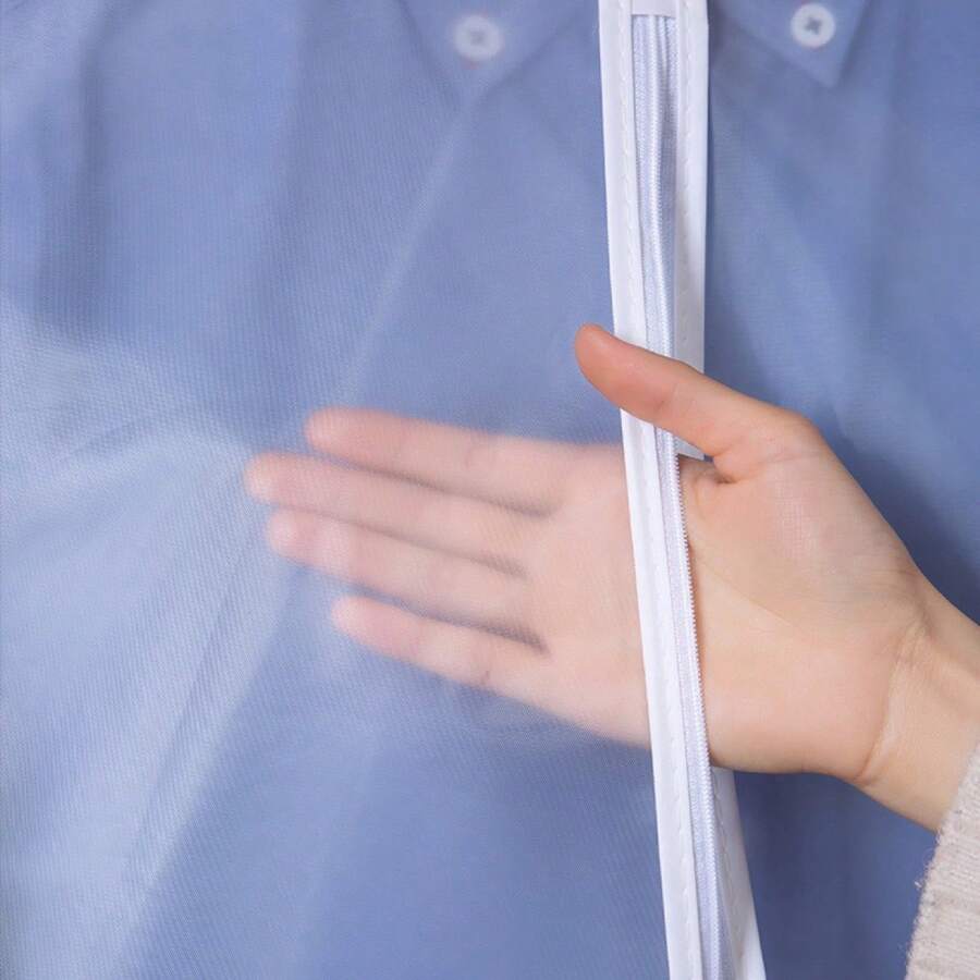 A Simple And Modern, EVA Garment Dust Cover With A Zipper In The Middle ...
