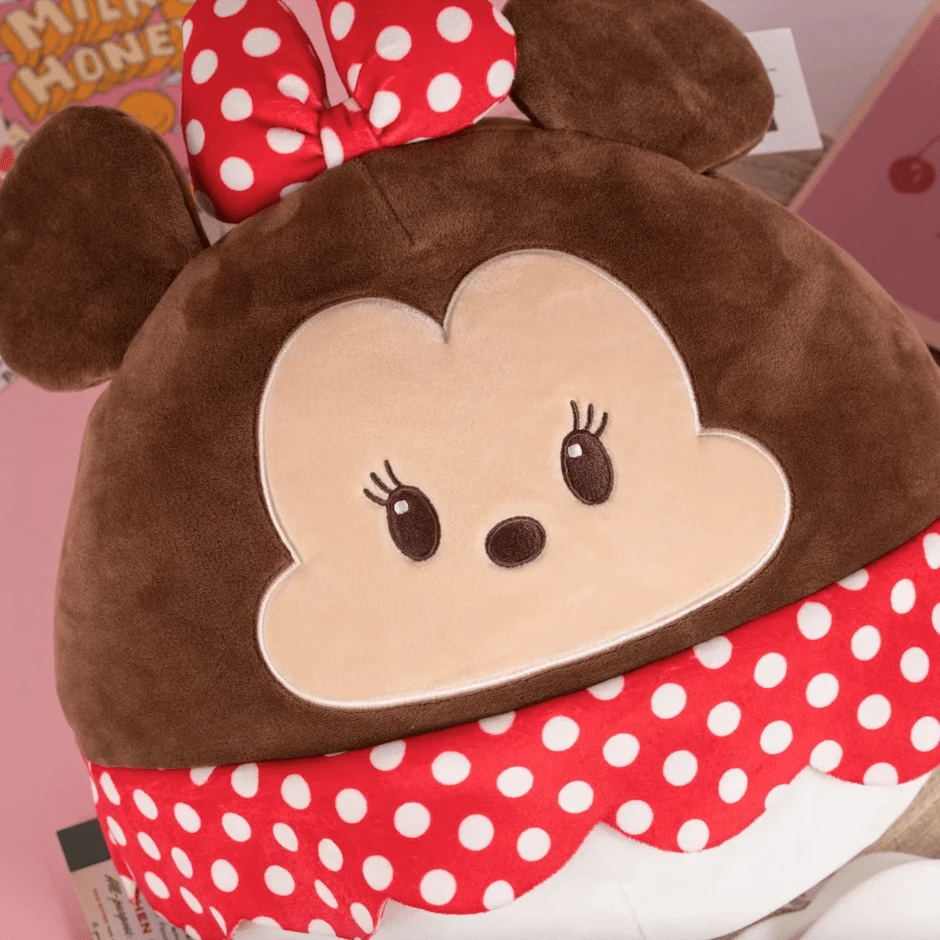 Miniso Disney Classic Series Pillow, Retro Minnie Plush Doll Pillow ...