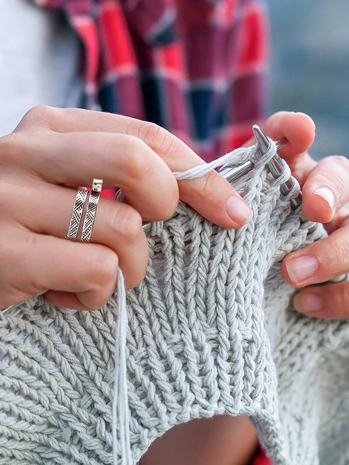 2Pack Knitting Crochet Loop Ring for Fingers, Adjustable Crochet ...