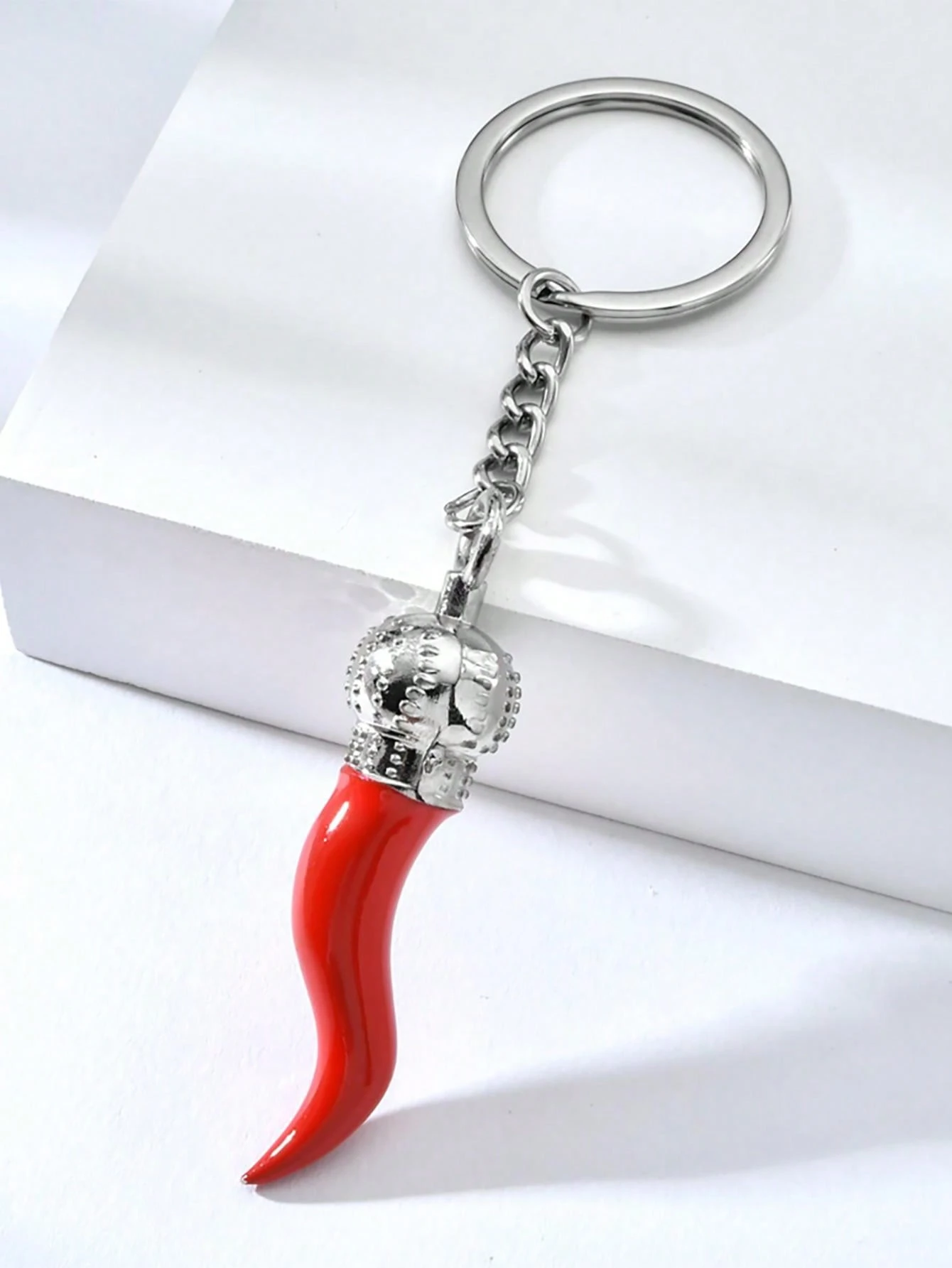 Cute 1pc Unisex Mini Red Chili Pepper Shaped Keychain Made Of Alloy ...