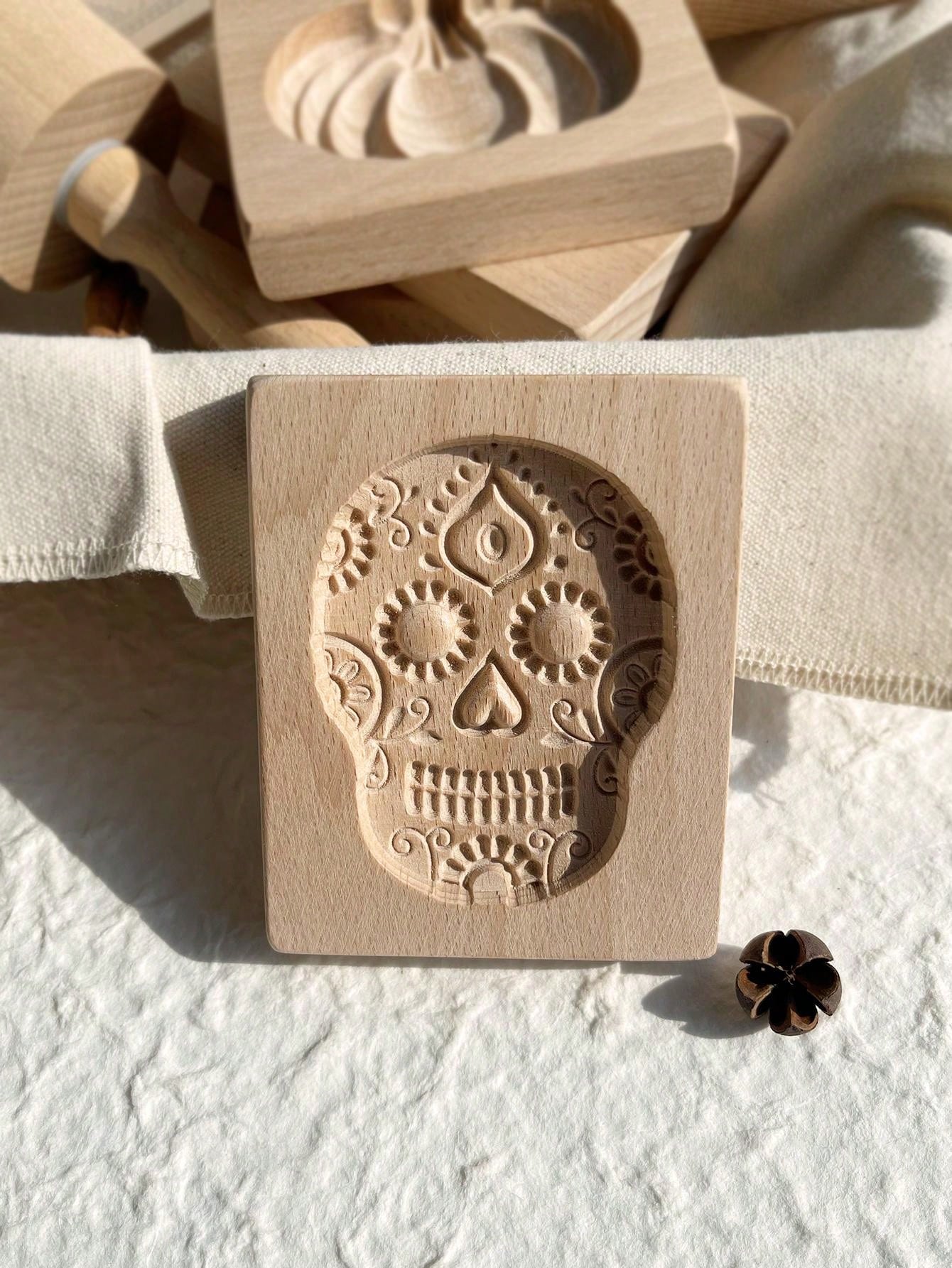1pc Wooden Biscuit Cutter, Skull Design 3d Diy Biscuit Mold With ...