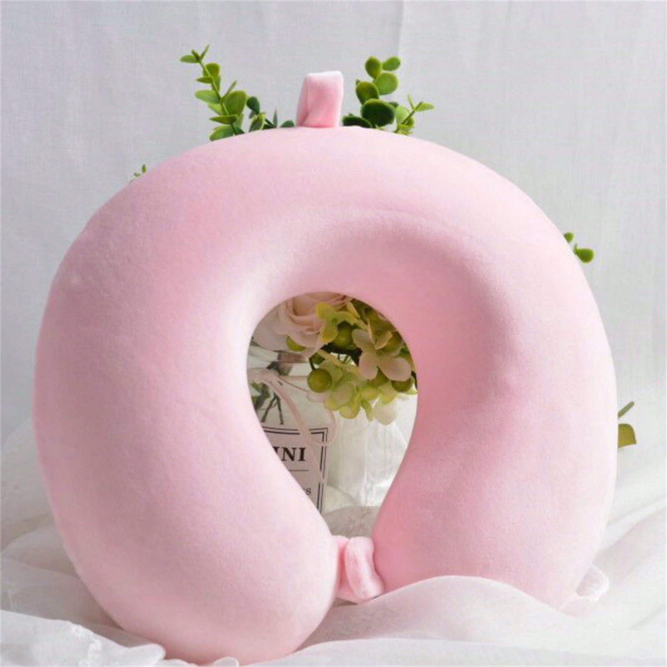 Pink U-shaped Pillow | SHEIN UK