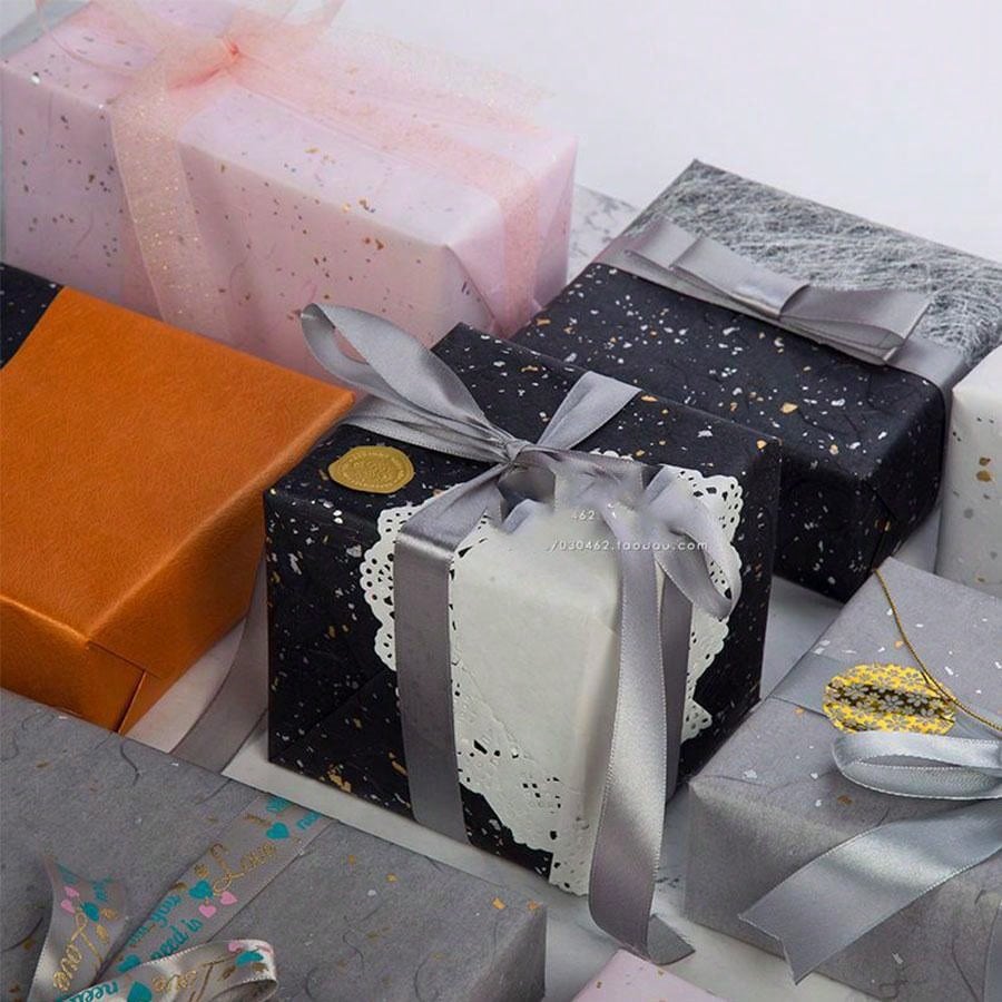 5 Sheets Of High-end Gold & Silver Dotted Thick Christmas Gift Wrapping ...