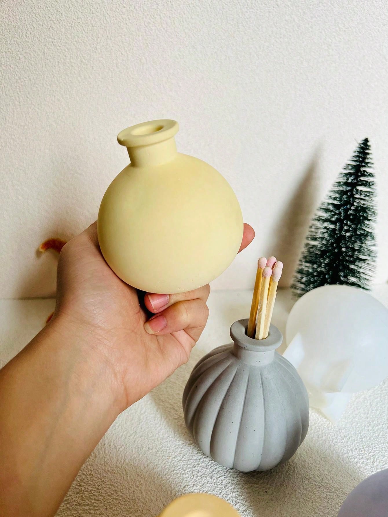 Water Ripple Vase Cement Mold Aromatherapy Diffuser Stick Container ...