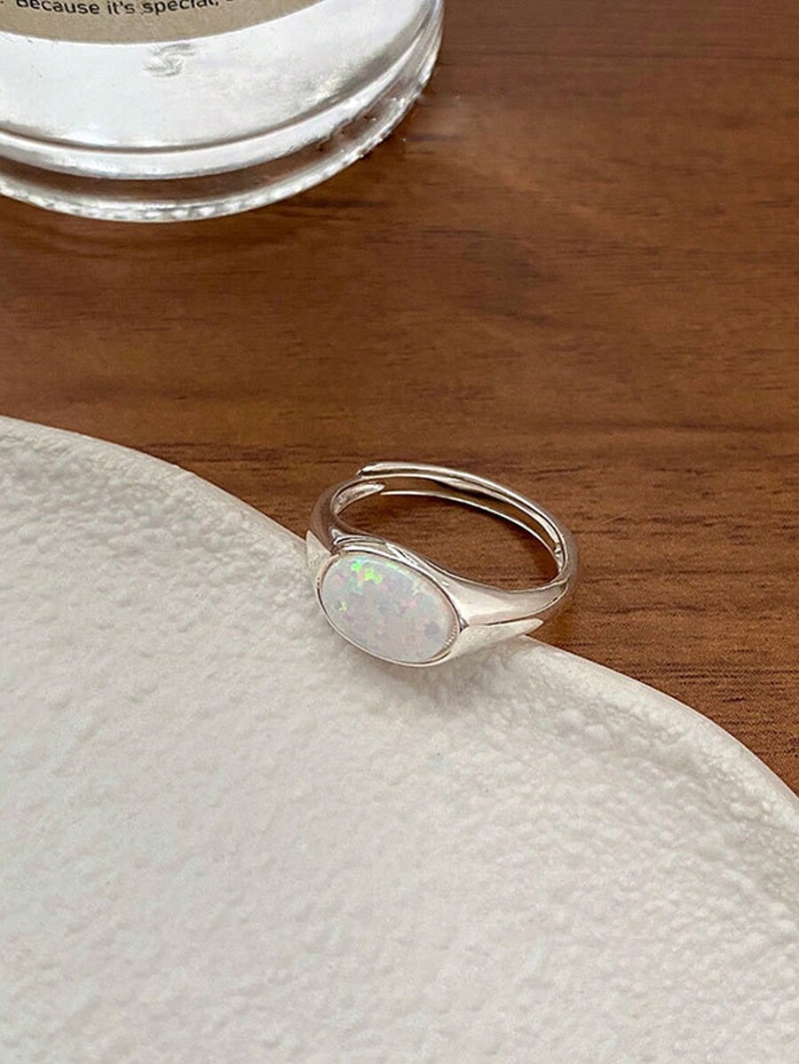 A Stylish S925 Sterling Silver Illusion Imitation Opal Stone Ring Geometric Oval Opening Rings ...