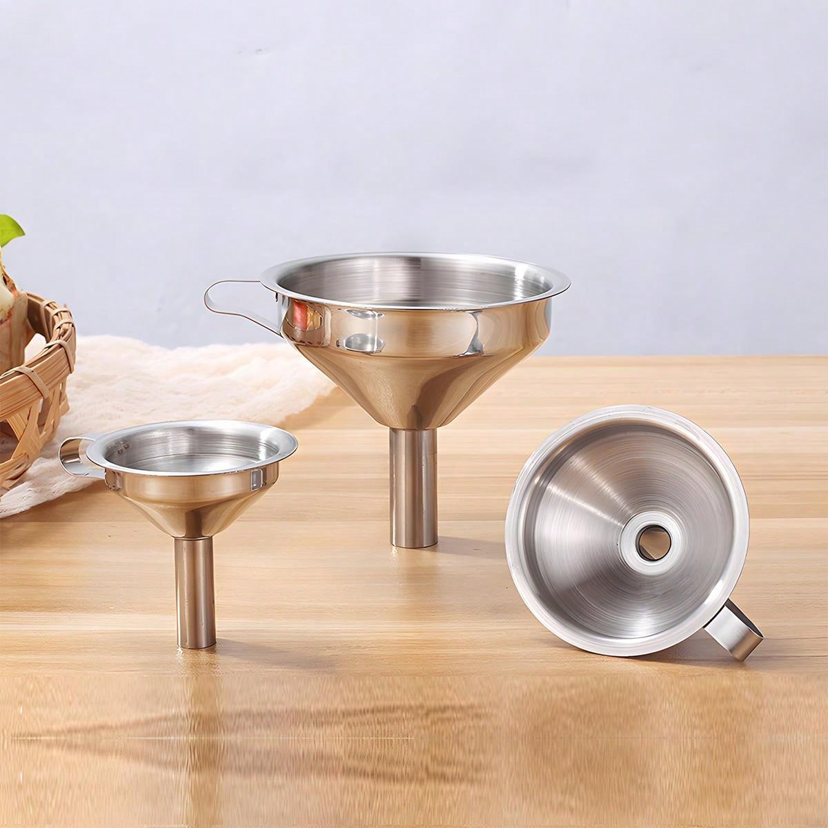 KMT 5.7cm Stainless Steel Funnel Mini Funnel Oil Spill Wine Spill Tool Liquid Dispenser Kitchen ...