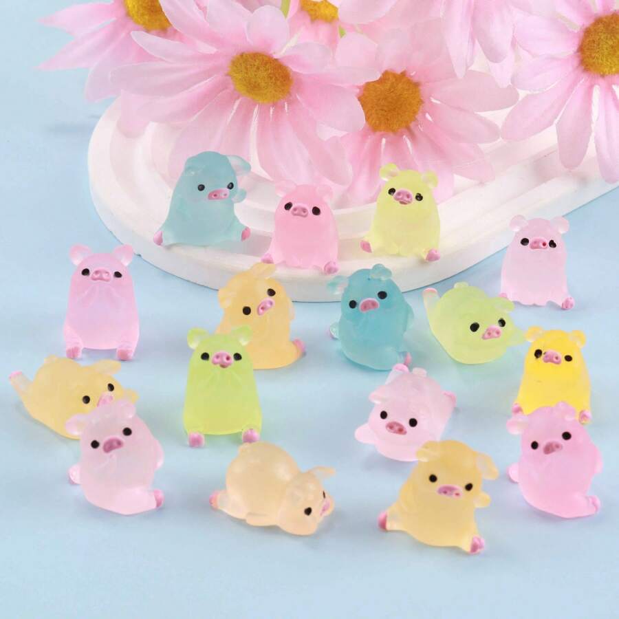 18pcs Luminous Pig Ornaments Car Keys Mini Resin Multicolour Piggy ...