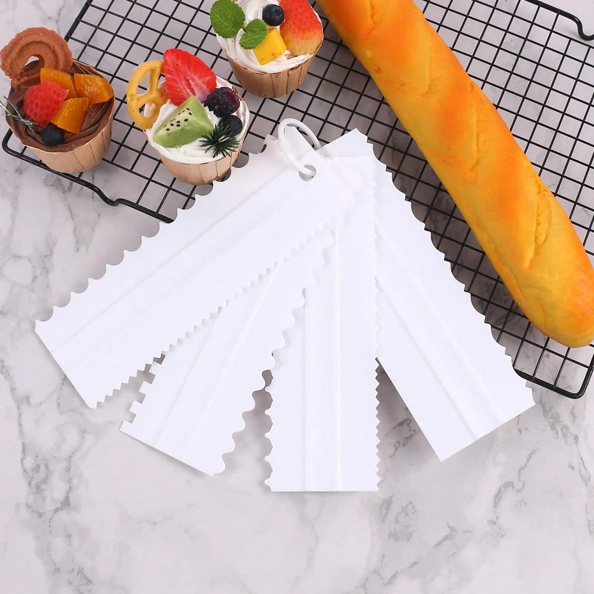 4pcs Cake Scrapers Set Decorating Comb and Icing Smoother, Plastic ...
