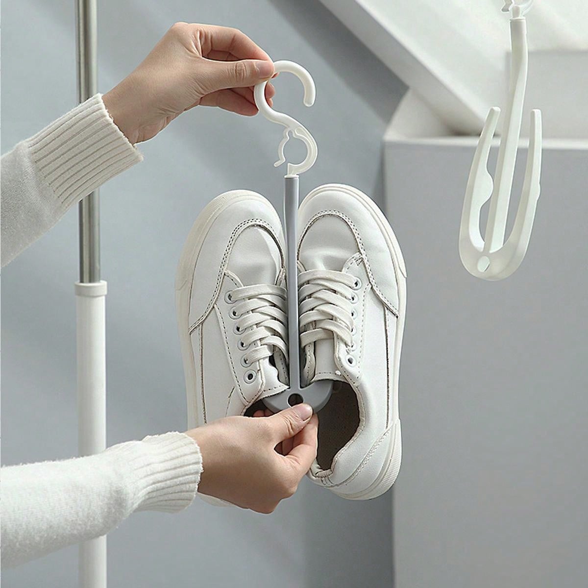 Double Hook Drying Rack For Shoes, Can Be Stacked, Can Rotate 360 ...
