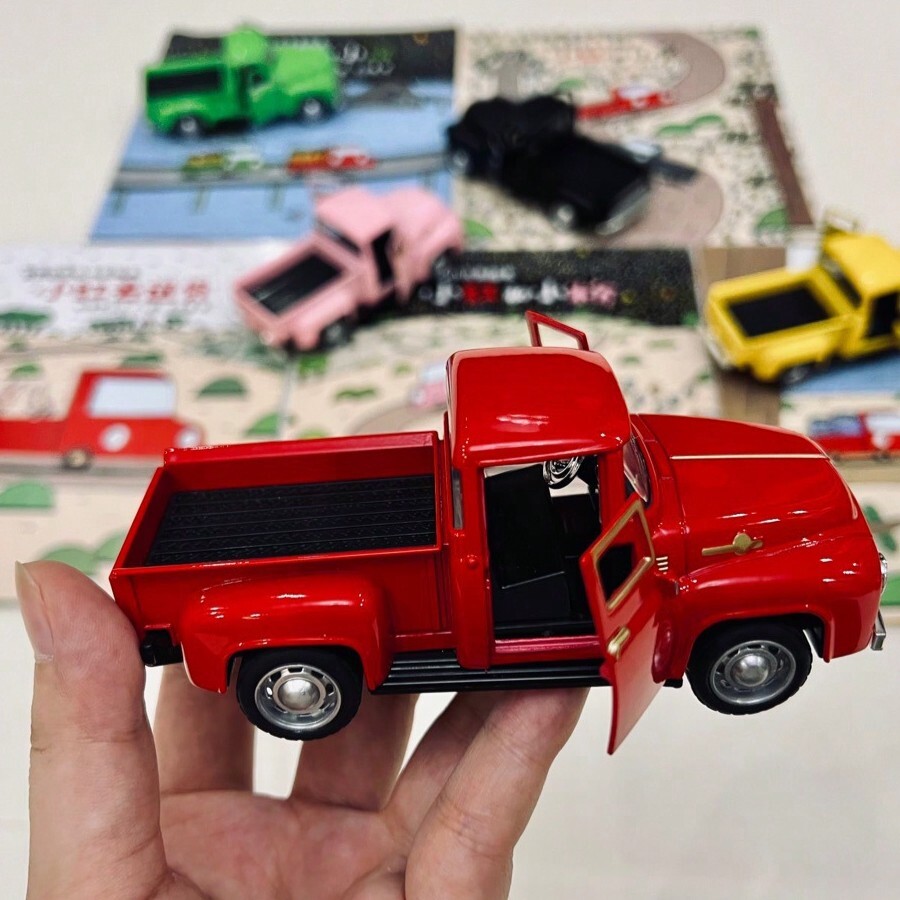 Simulation 1: 32 alloy vintage pickup truck, vintage car model ...