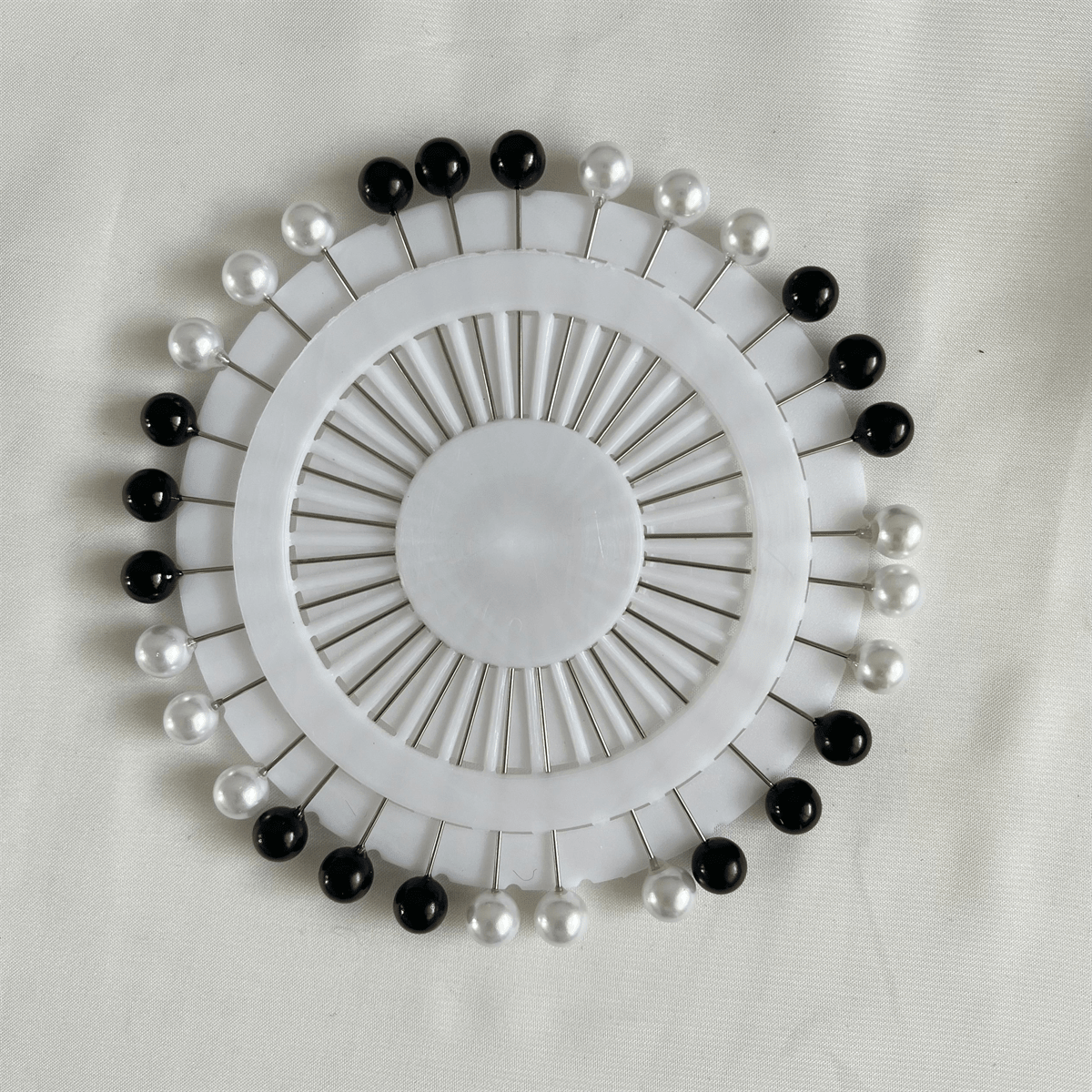 New Pearl Plastic Pins Scarf Accessories Wholesale Woman's Scarf Brooch ...