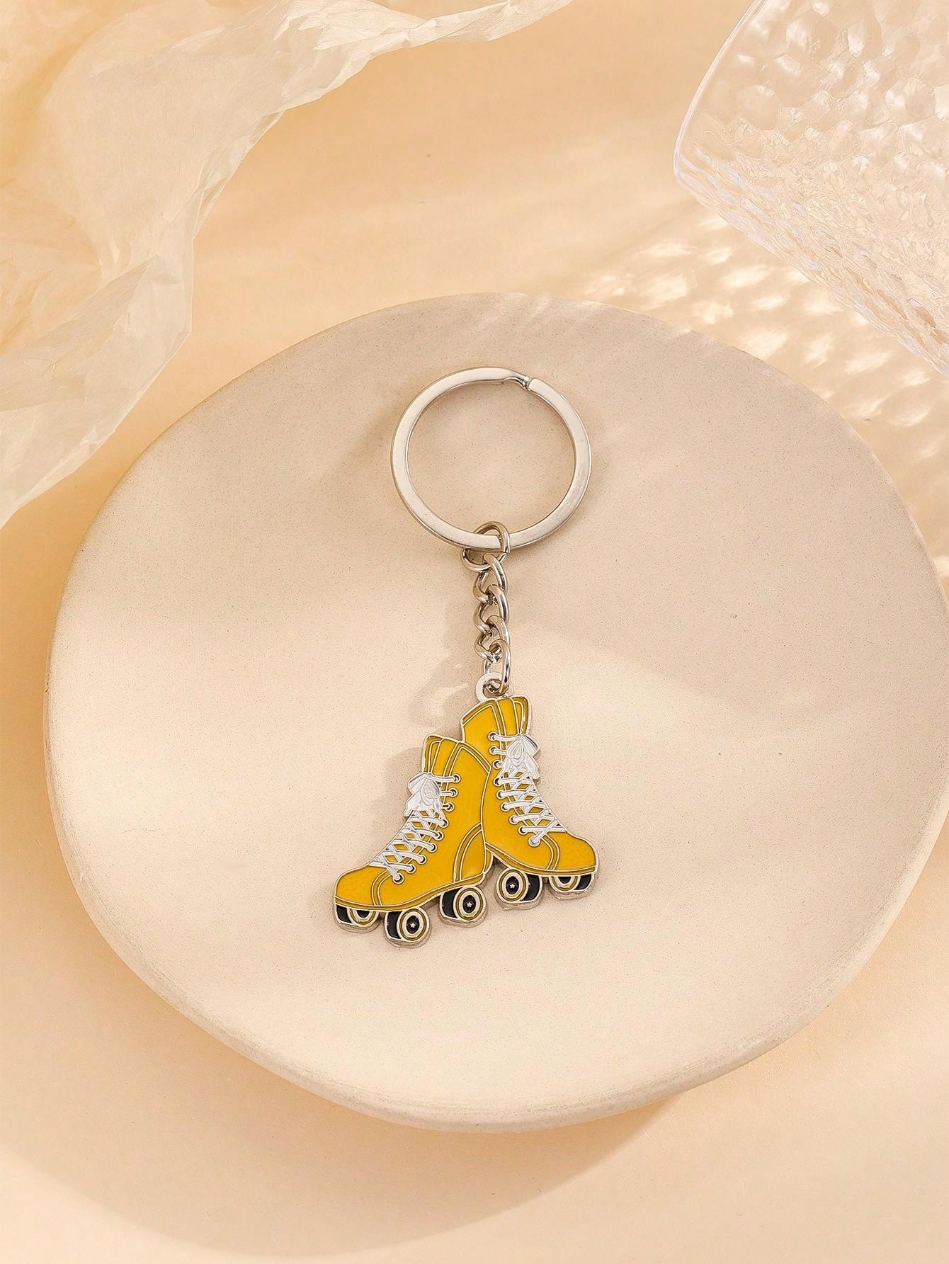 1pc Sports Lover Alloy Keychain Ice Skates Shaped Pendant For Holiday ...