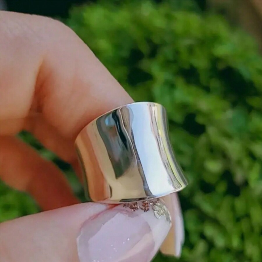 1pc Big Curved Smooth Surface Ring For Women, Vintage Fashion ...