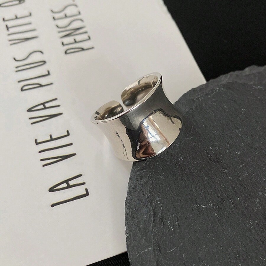 1pc Big Curved Smooth Surface Ring For Women, Vintage Fashion ...