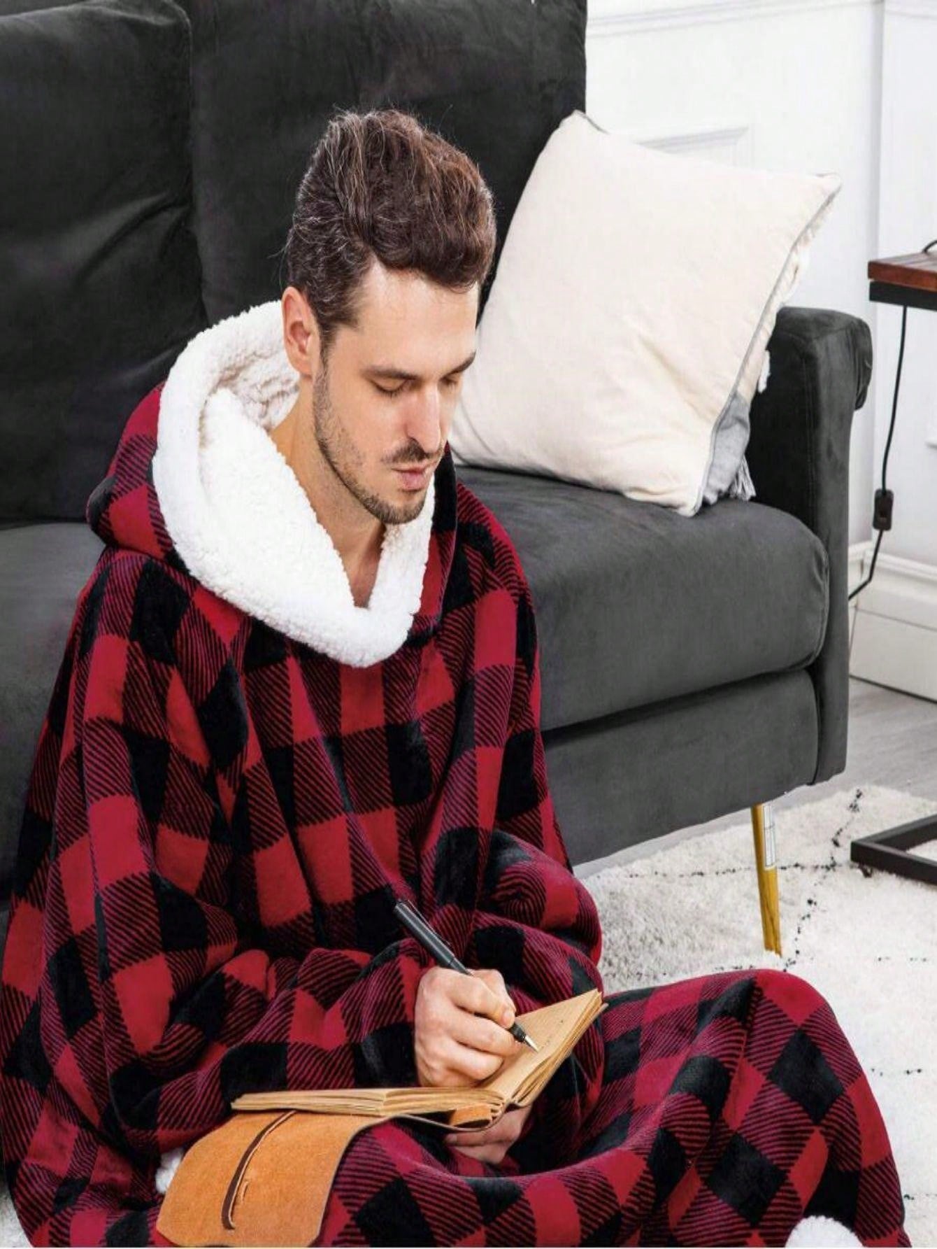 1pc Flannel Bathrobe/sleepwear, 2 Styles Available: Flannel Hooded Tv ...
