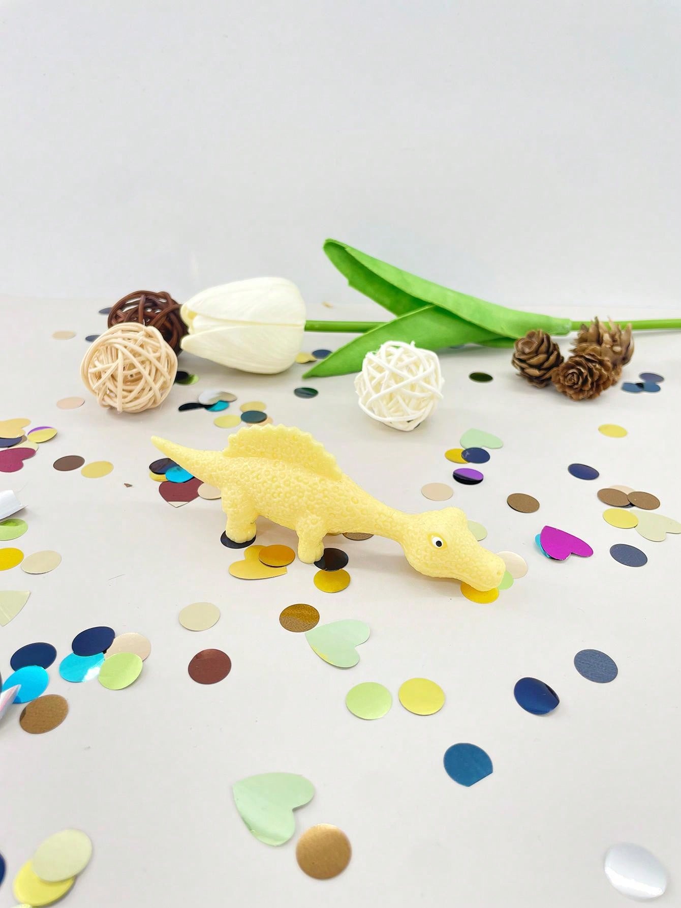 1pc Elastic Dinosaur Chick Finger Slingshot Stress Relief Prank Fun Toy ...