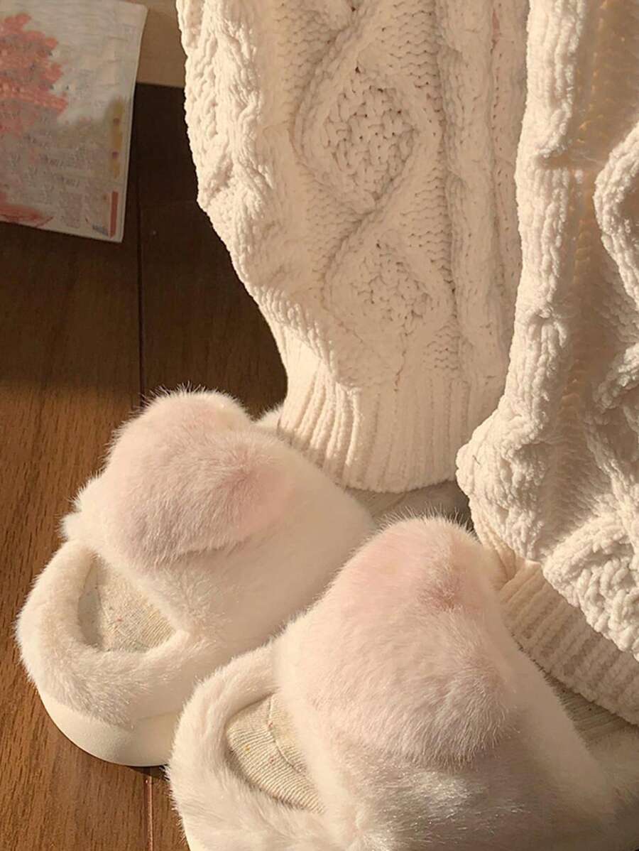 Preppy Bedroom Slippers For Women, Fluffy Heart Decor Home Slippers ...