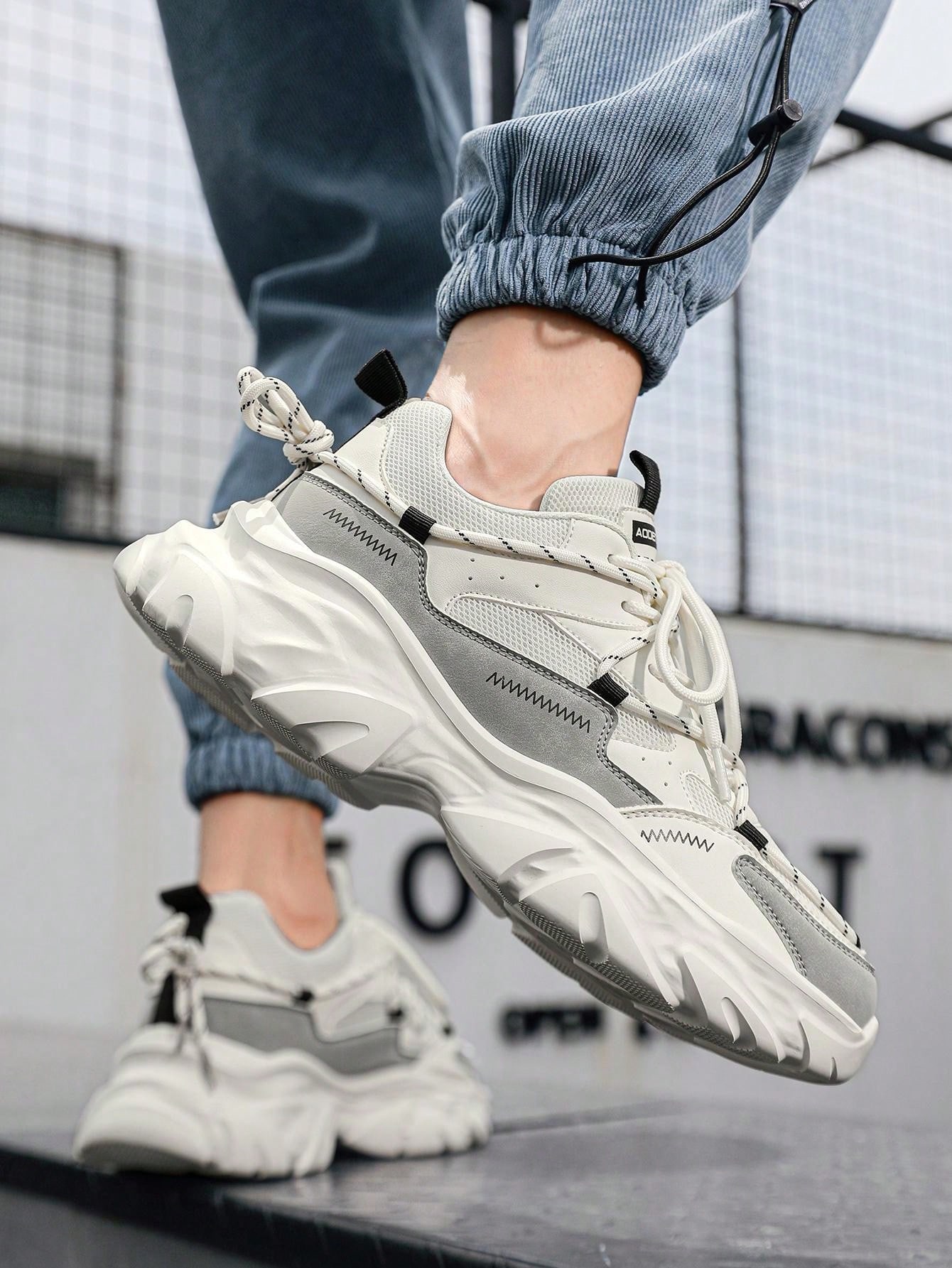 Men's Thick Soled Chunky Shoes With Wavy Pattern, Two-tone Shoelaces ...