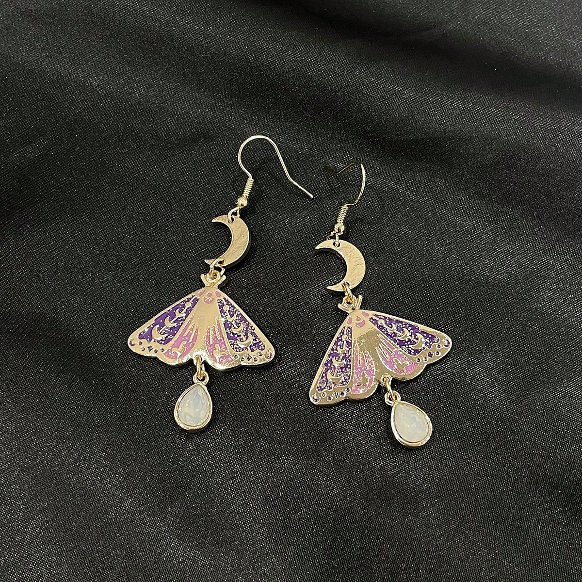 1 Pair Gothic Moth Butterfly Earrings Insect Enamel Earrings Colorful pearl Dangle Drop Earrings ...