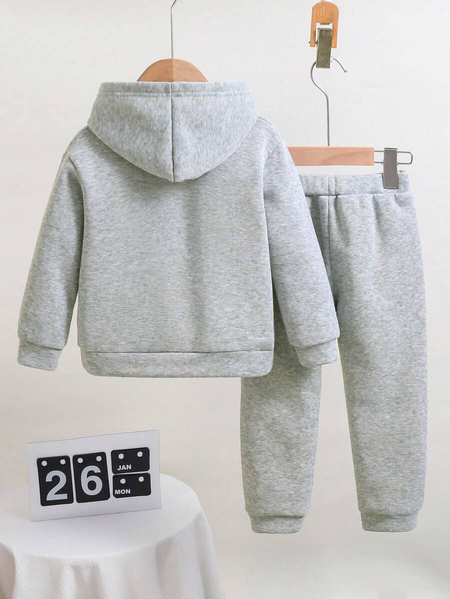 Young Boy Monogram Print Warm Hoodie And Sweatpants | SHEIN USA