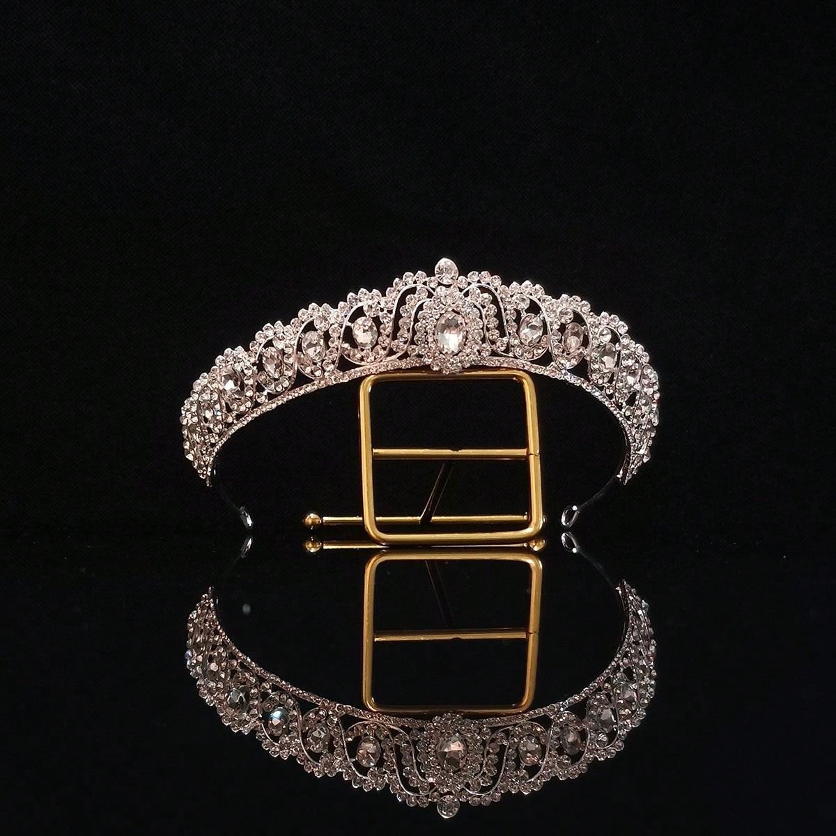 White 1 Piece Crown Tiara Bride Princess Crown Majestic Crown Bride ...