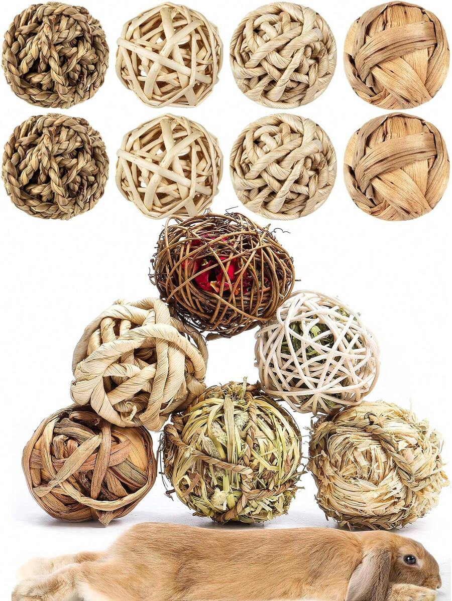 4PCS Random Small Animals Play Balls, Chew Grass Balls & Rolling Chew ...