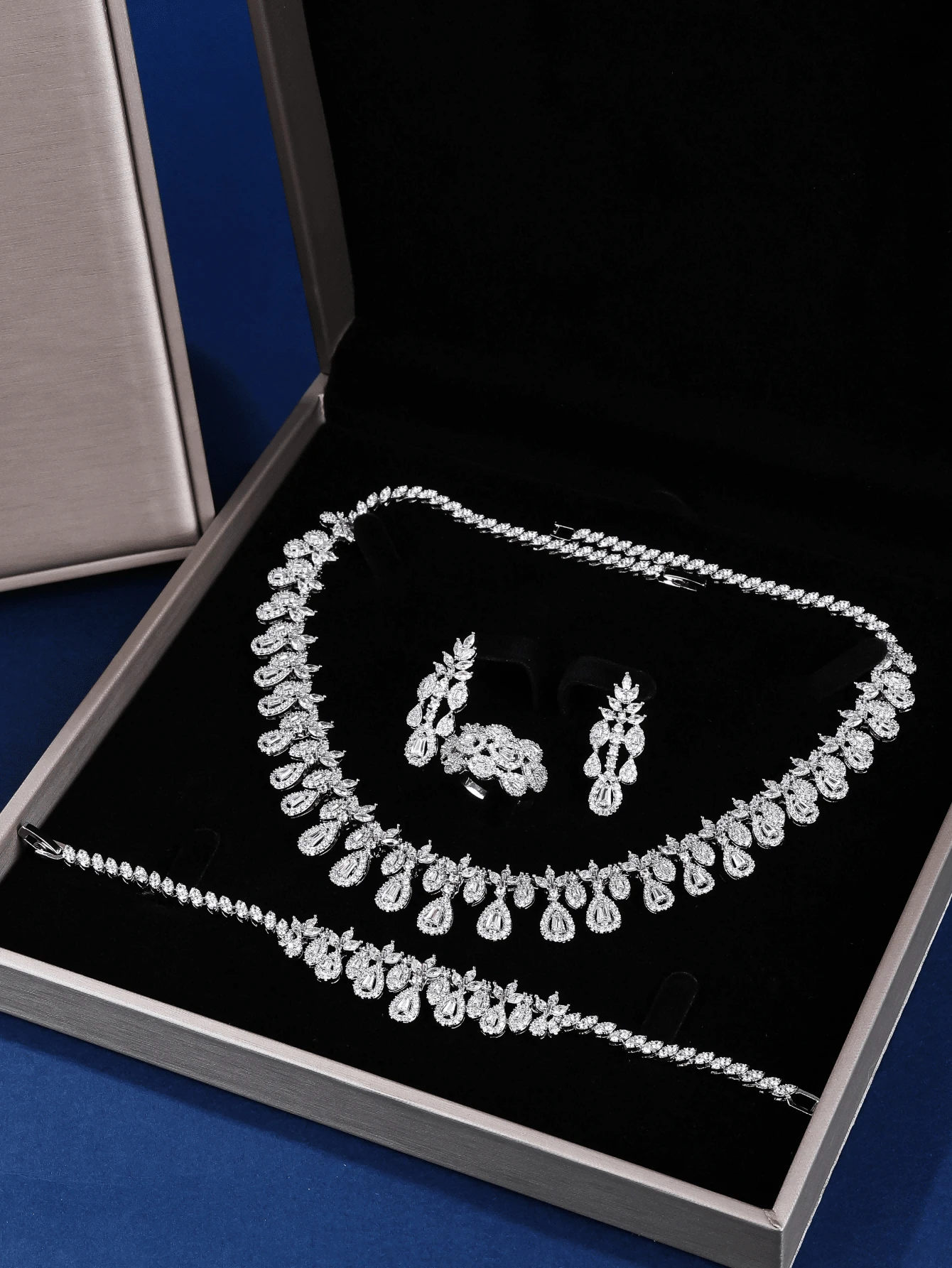 4 ชิ้น เครื่องประดับของขวัญกล่อง สำหรับ ผู้หญิง ตกแต่ง Electroplating ...