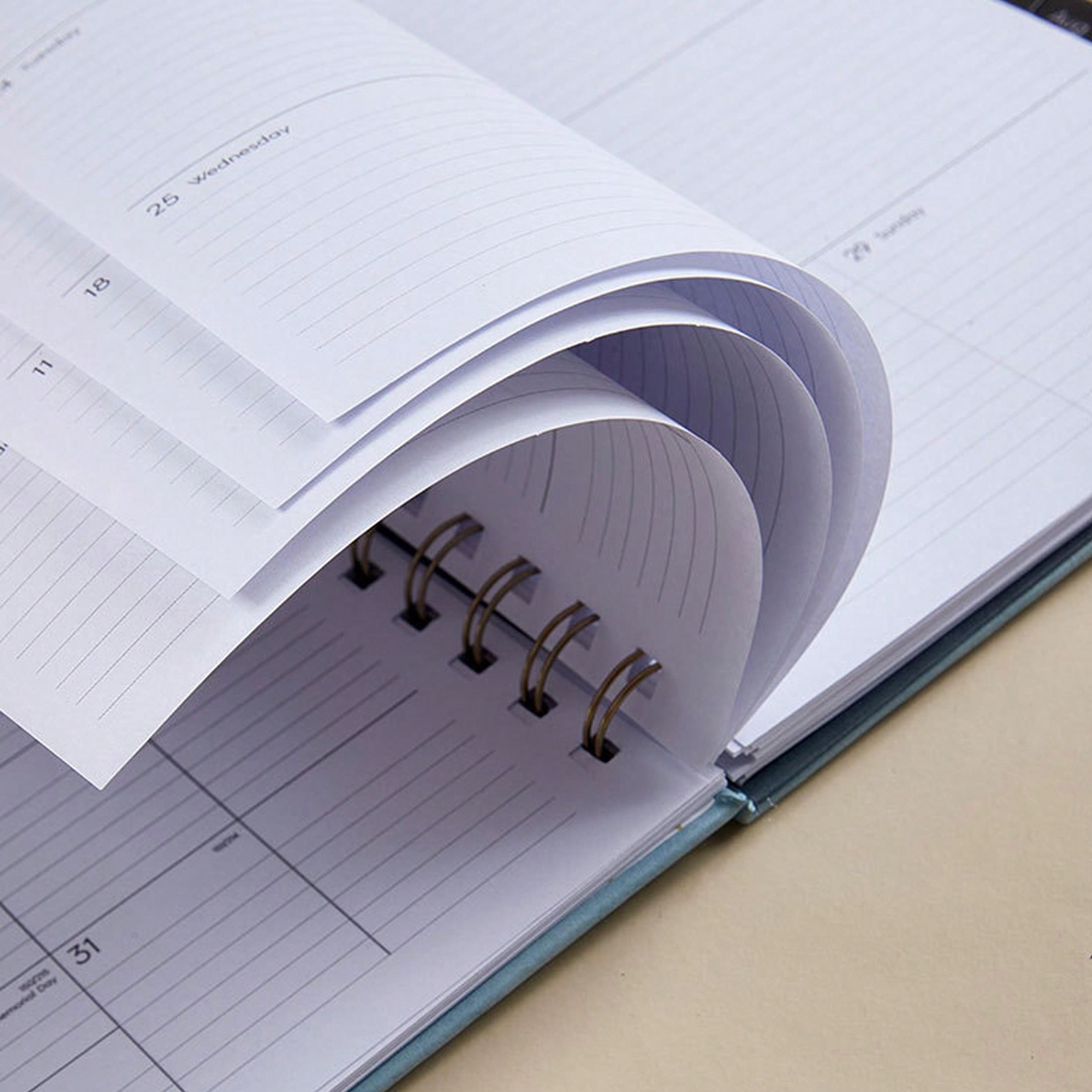 2024 Weekly Planner Coil Notebook Schedule Leather Cover Weekly ...