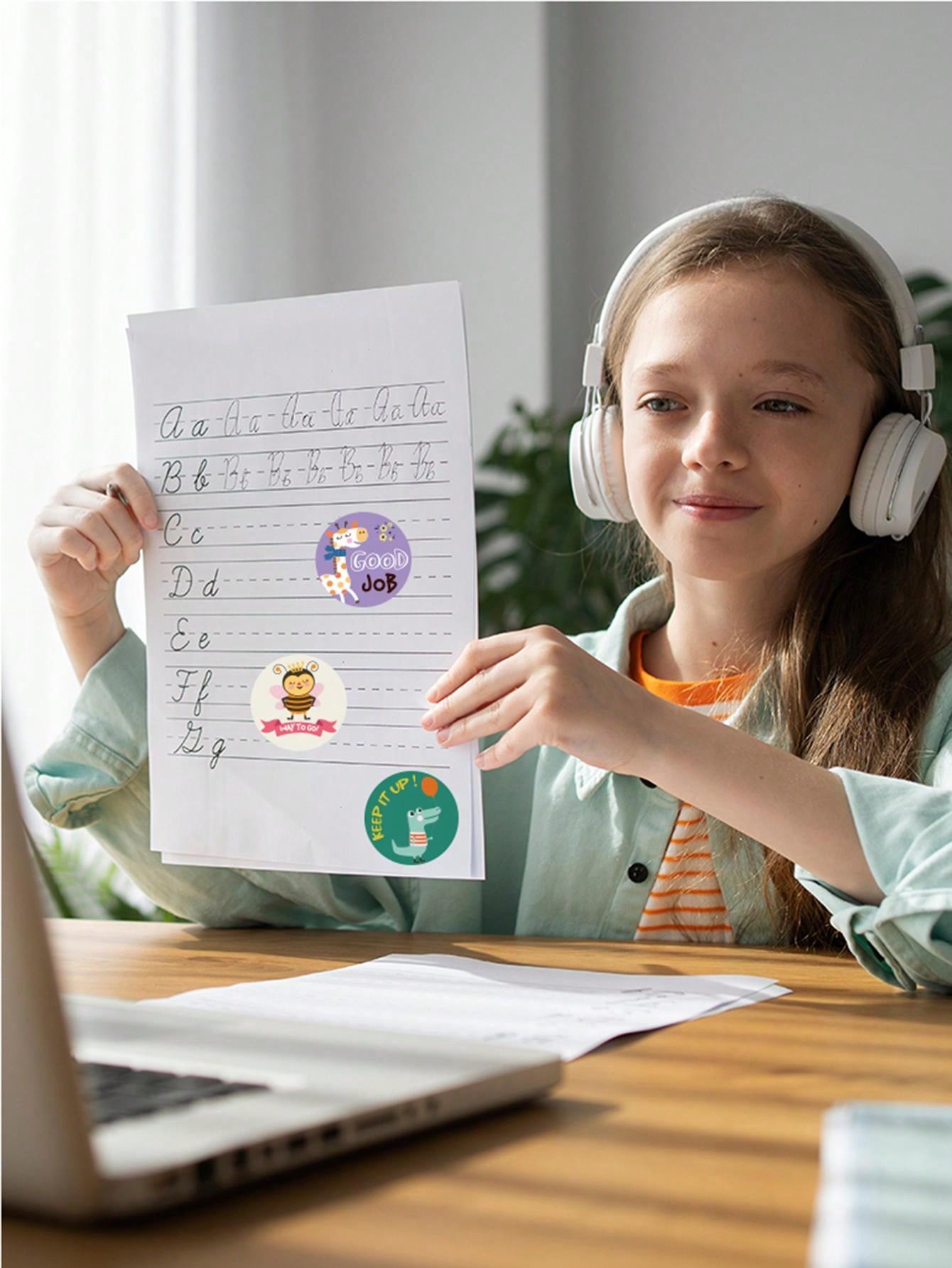 200pcs/roll Award Encouraging Graphic Sticker Kindergarten Teacher ...