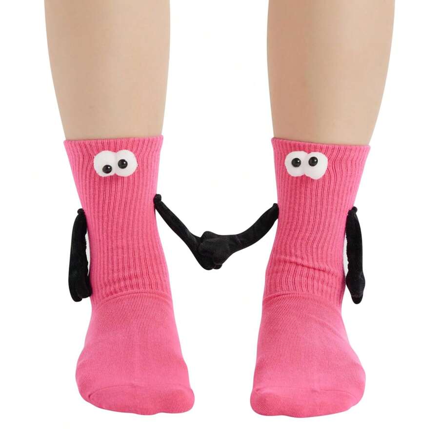 Sports Outdoor 1pair Magnetic Attraction Hand Holding Socks For Couple Bff Doll Sports Pink