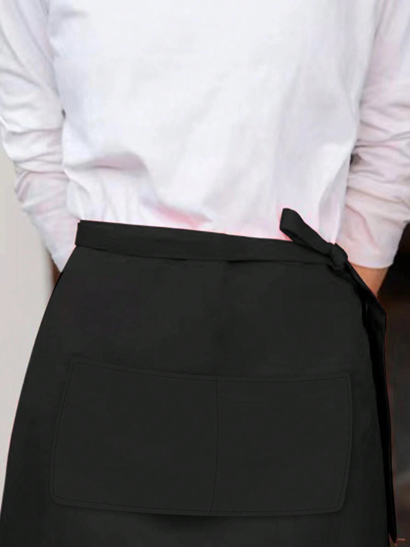 Waiters And Waiters Serving Dishes, Bar Aprons, Restaurants, And ...