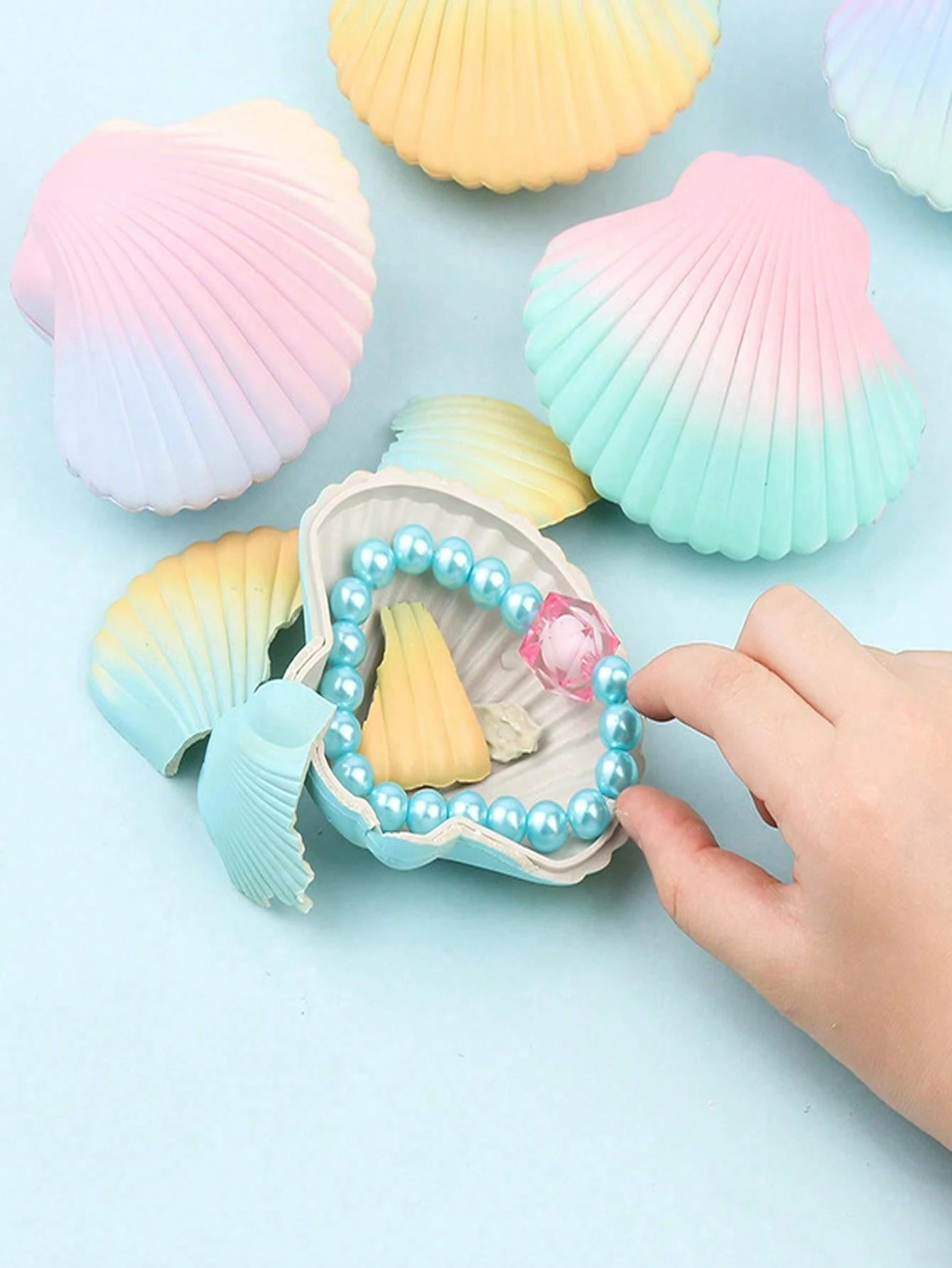 Creative Surprise Girl Bracelet, Shell Toy Hatched By Soaking In Water ...