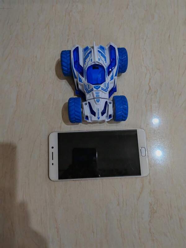 Twisted Rolling Double-Sided Car 4wd Inertia Off-Road Vehicle Stunt ...