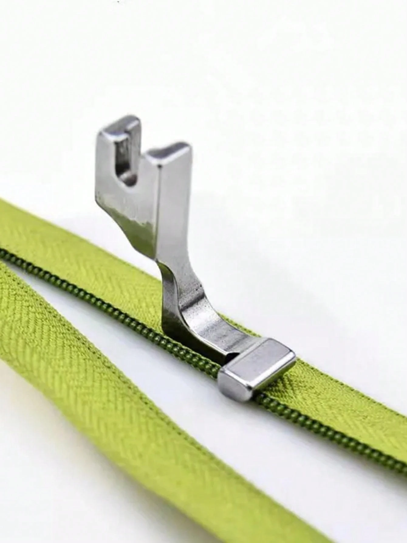 Invisible Zipper Presser Foot Industrial Zipper Sewing Machine ...