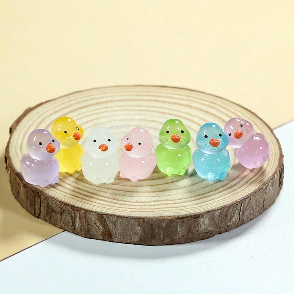 10/25/50PCS Mini Luminous Resin Ducks Glow In The Dark Animal Miniature ...