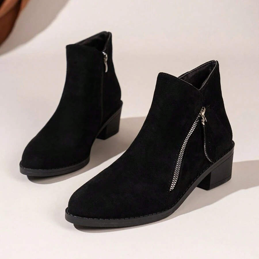 Women's Classic Black Comfortable Pointed Toe Flat Boots With Side ...