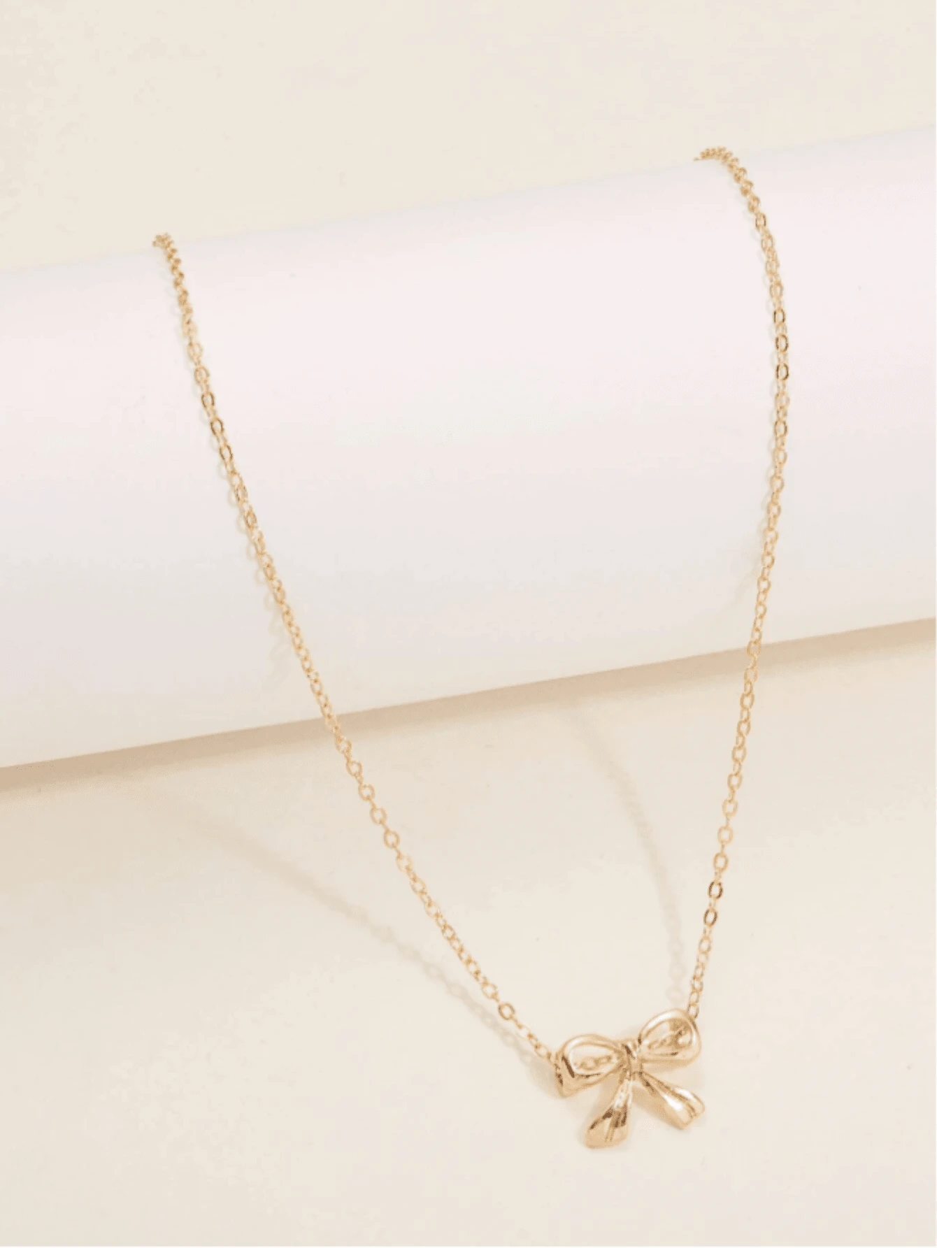 Women Solid Color Bowknot Pendant Necklace | SHEIN USA