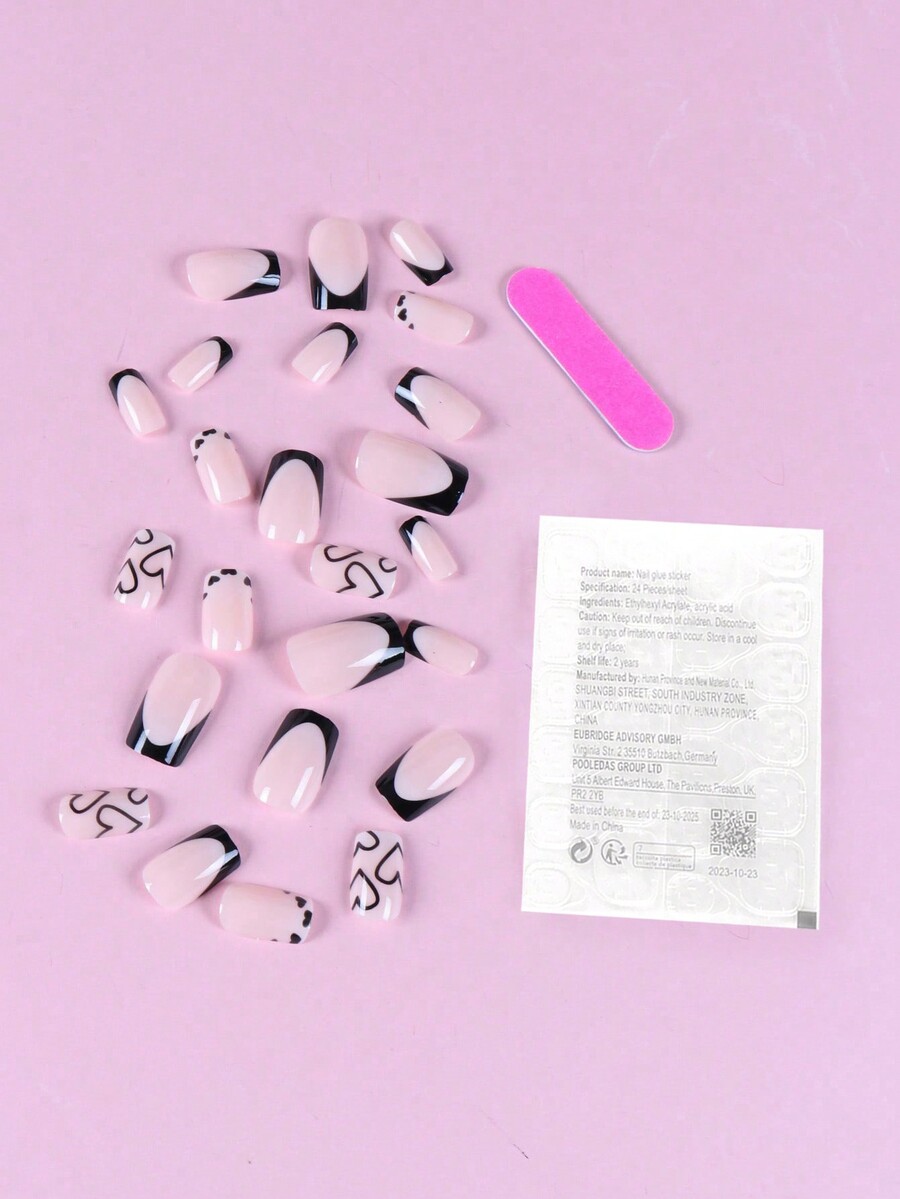Elevate Your Style with 24pcs Short Square Heart Print Fake Nail ...