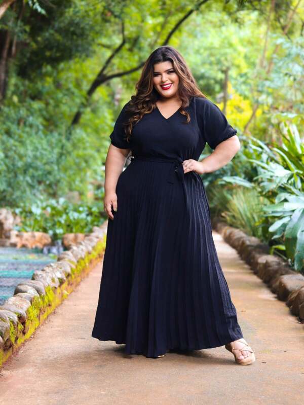 Vestido longo plus size plissado em dunas | SHEIN Brasil