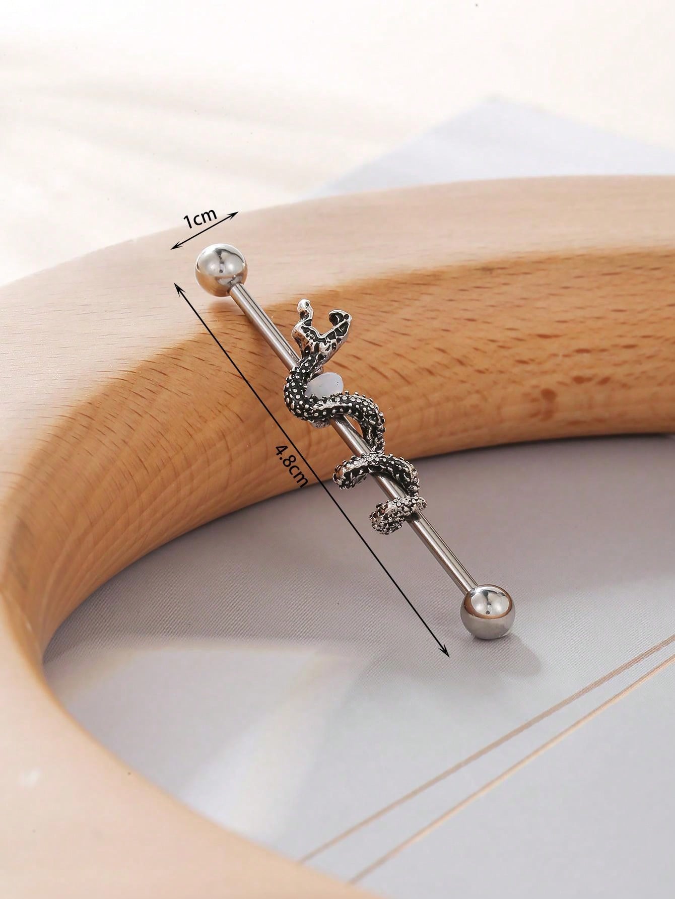 A Retro Old Python-Shaped Barbell Ear Bone Stud Earrings For Men And ...