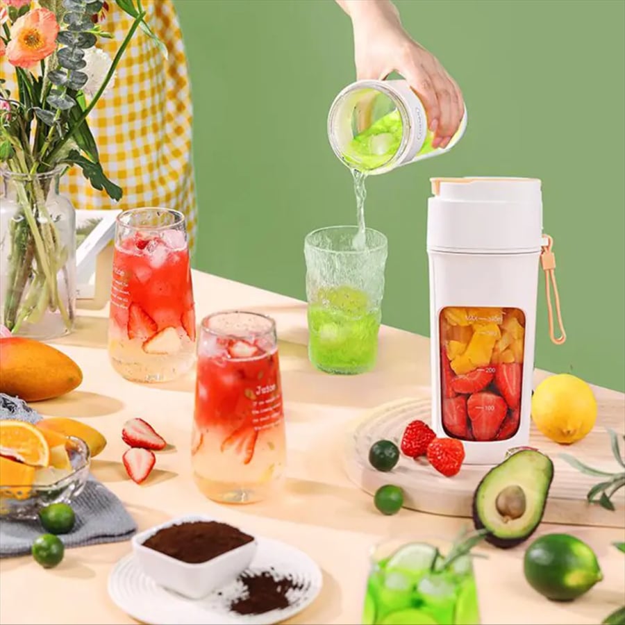 Portable Blender With The Straw, USB Travel Juice Cup Mixing Juicer ...
