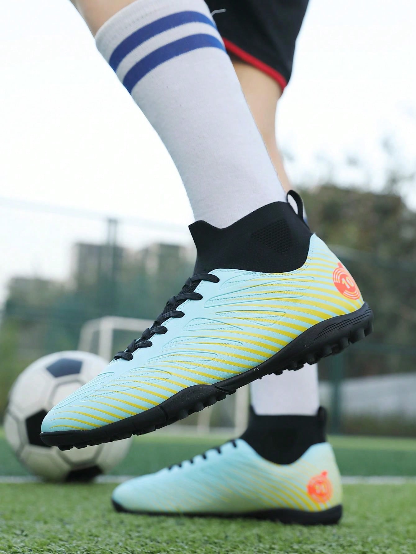 High-Top Unisex Professional Soccer Shoes With Studs For Outdoor ...