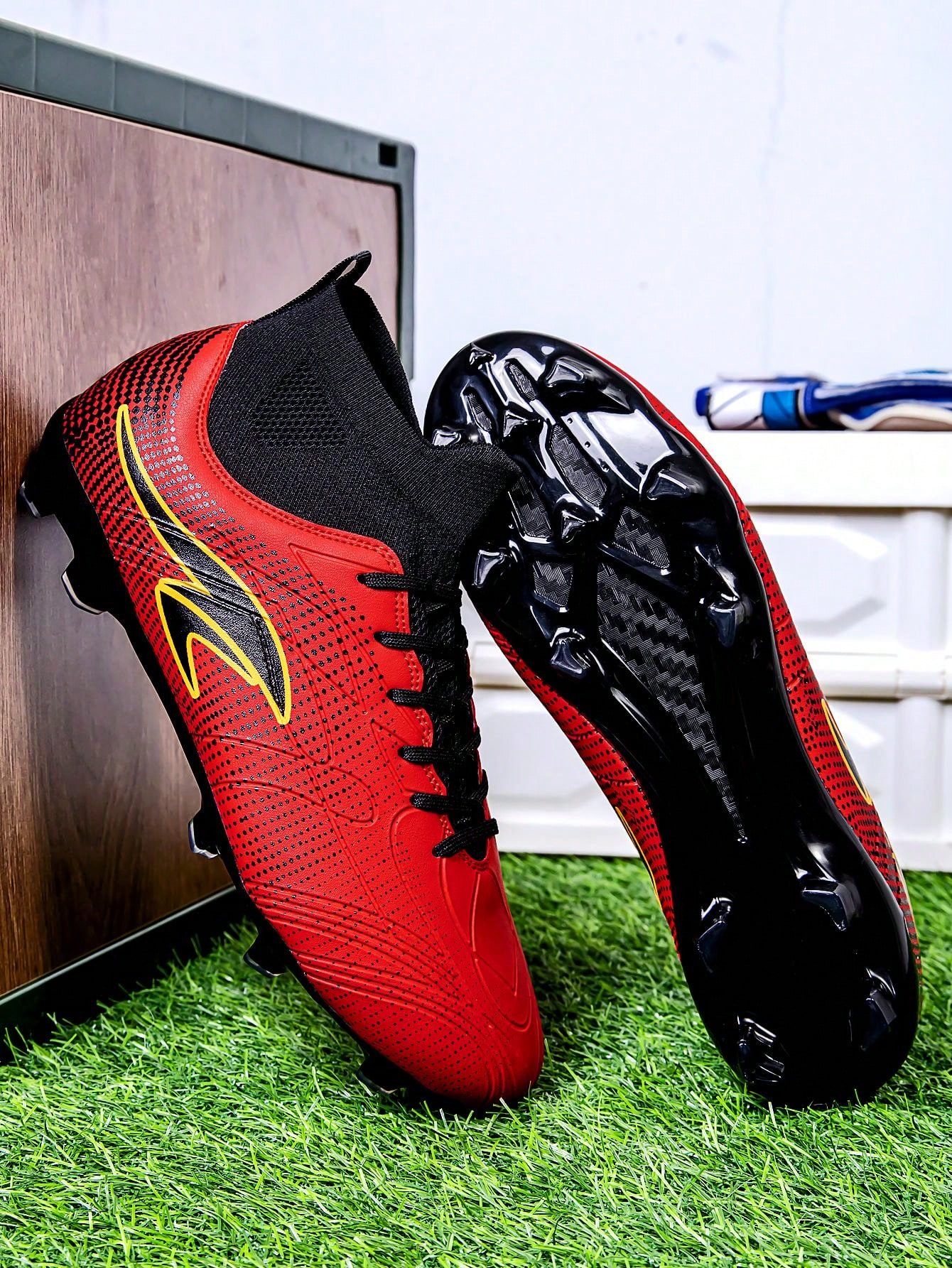 High-Top Football Spike Shoes For Artificial Grass, Men's And Women's ...